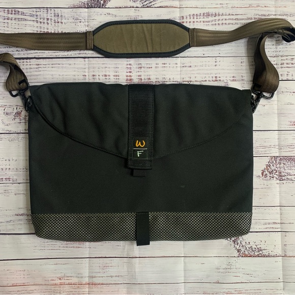 Waterfield | Bags | Sf Bags Waterfield Ballistic Nylon Laptop Tablet ...